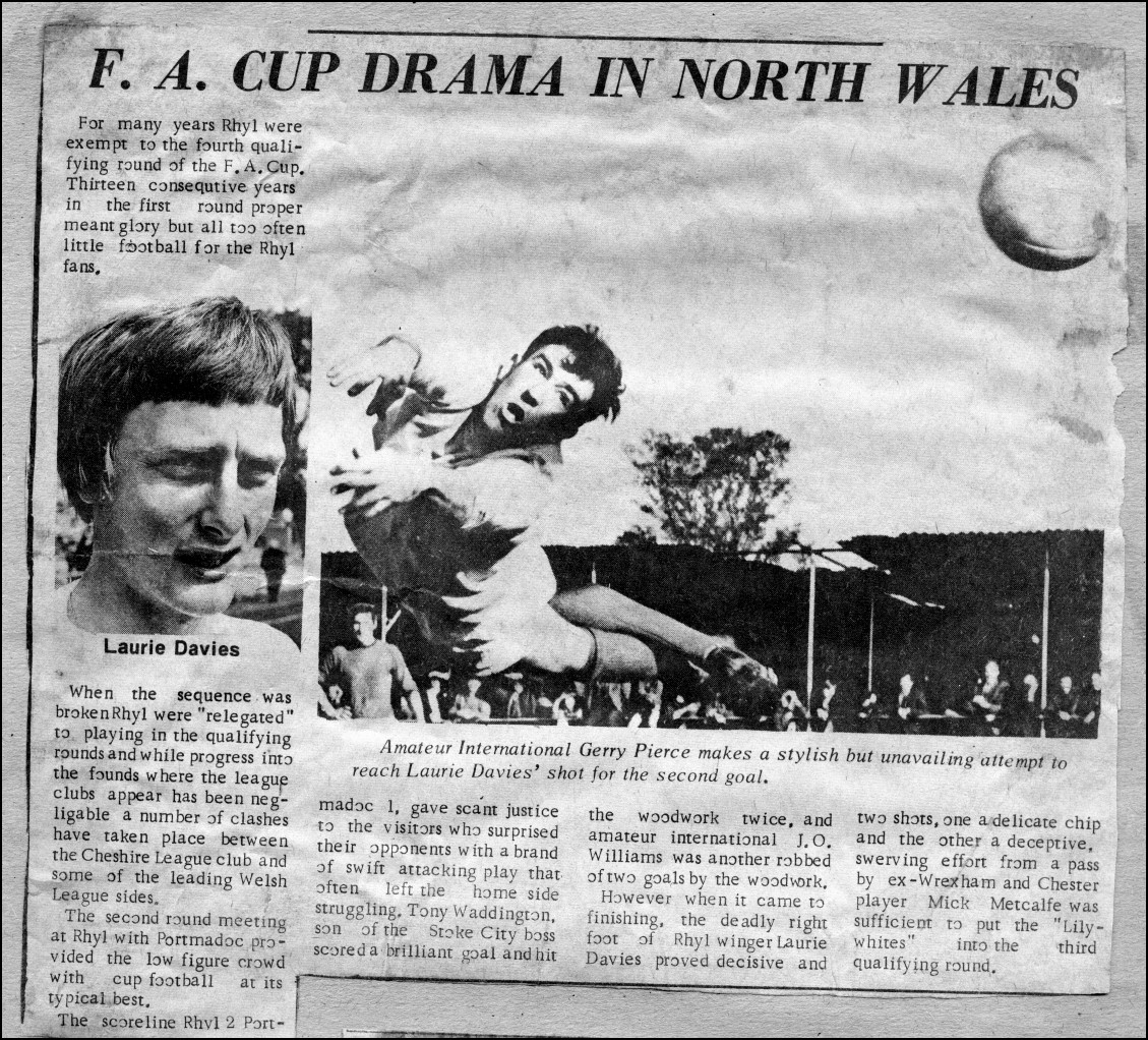 Gerry Pierce player - goalkeeper - soccerscrapbook